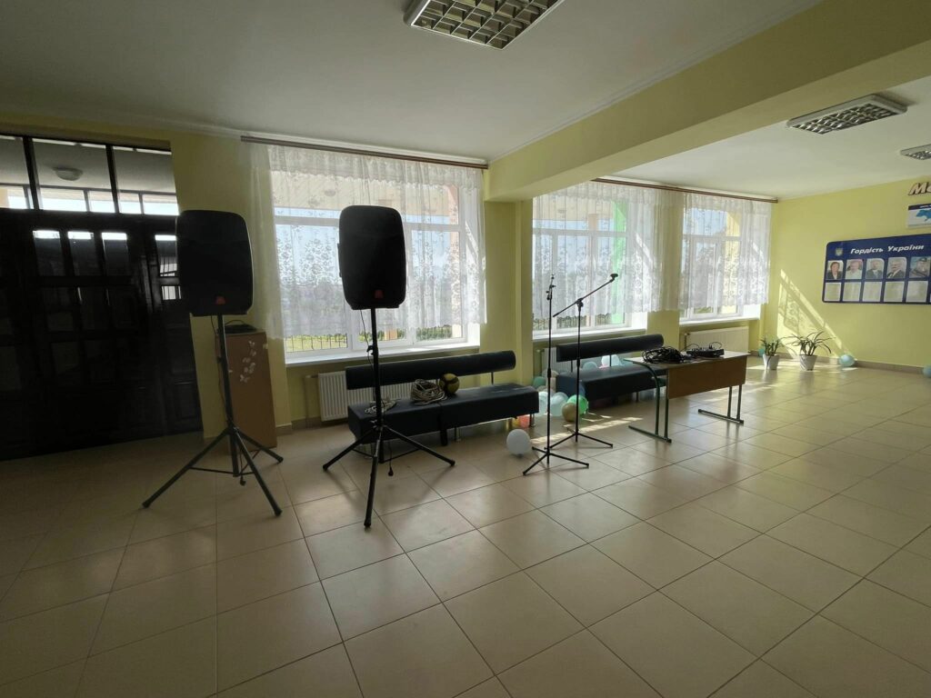 Благодійний фонд Родини Жебрівських виділив понад 1 млн грн на ремонт шкіл Farmak