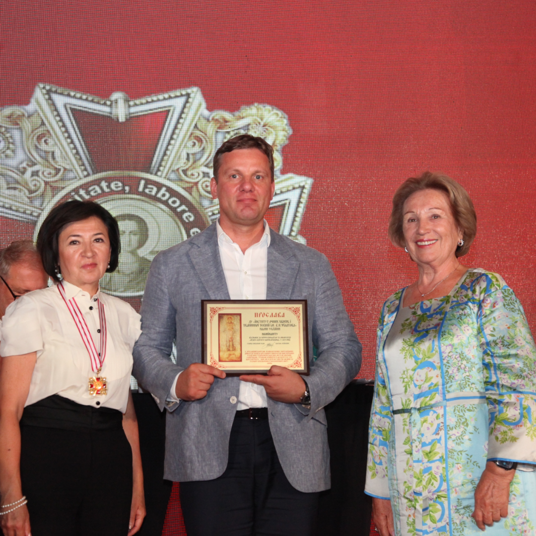 Farmak and the Zhebrivski Family Charitable Foundation Allocate UAH 2.3 Million to Honor ...